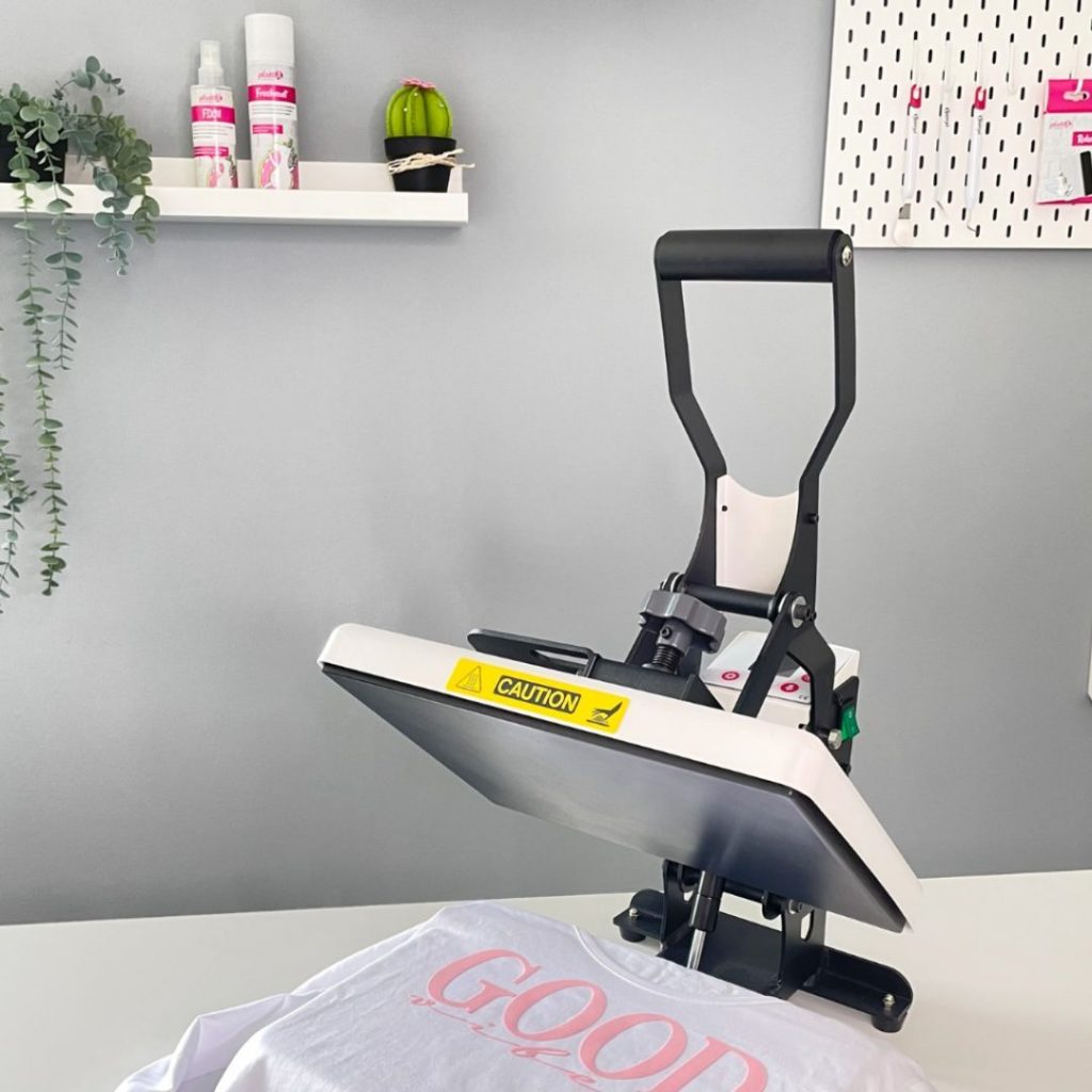 Welche Grundausstattung benötige ich zum Plotten? - hobbyplotter